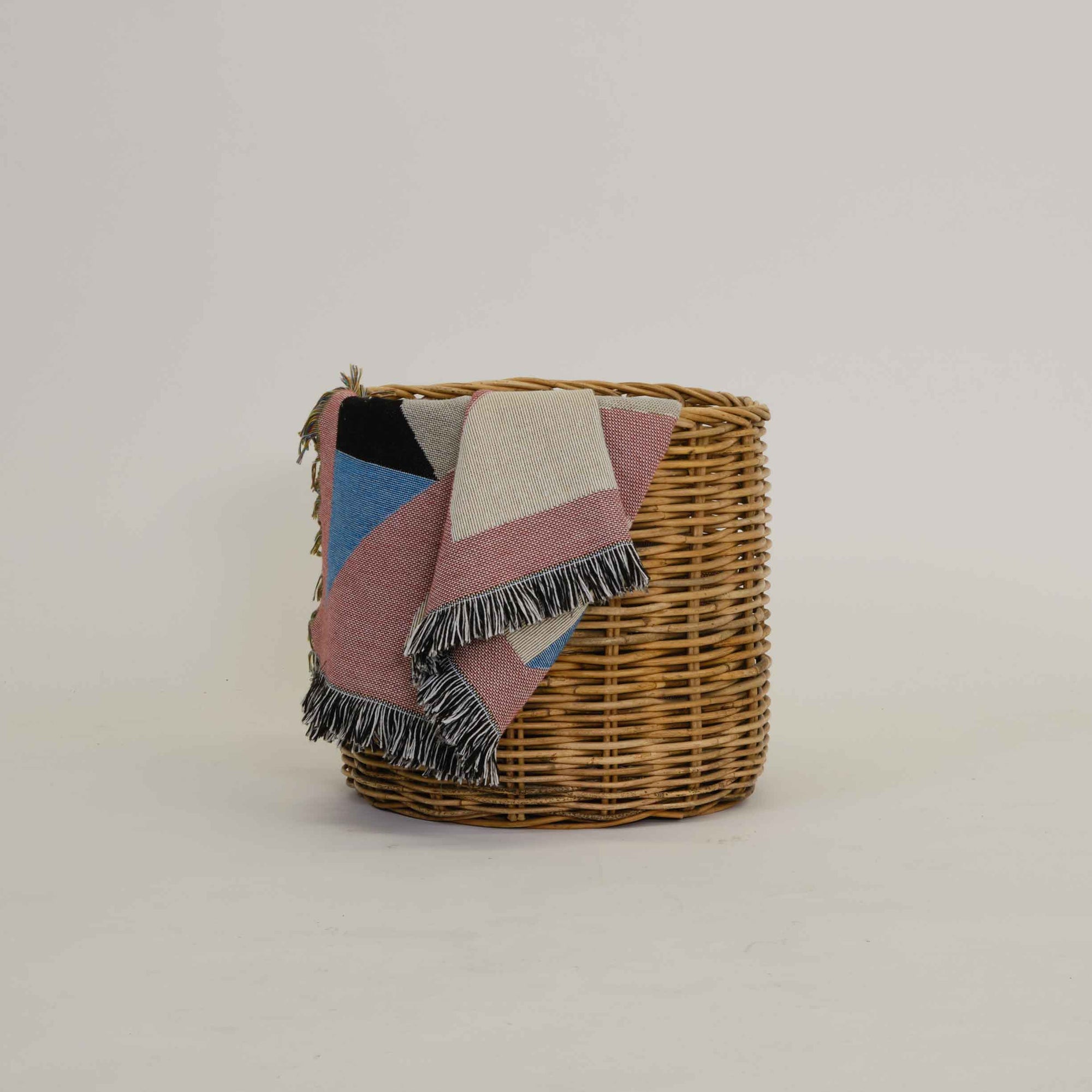 Kleio Throw – Stray Studio